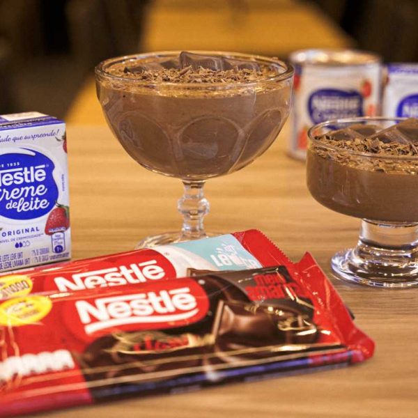 Mousse de chocolate clássica Nestlé: passo a passo | Festval